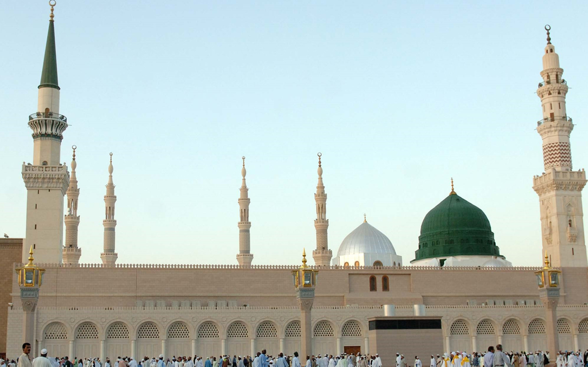 The Second Saudi Expansion of the Prophet's Mosque - Saudipedia
