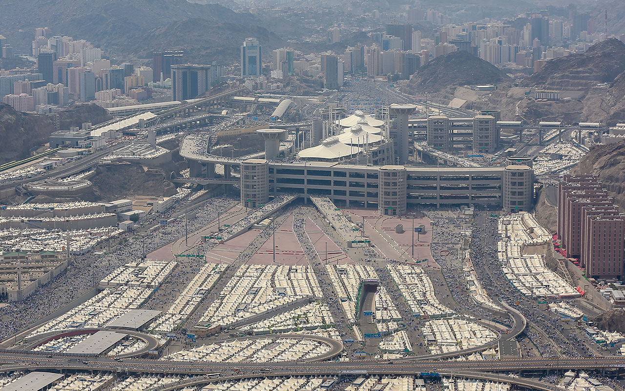 Are There Residential Towers at the Holy Site of Mina? - Saudipedia